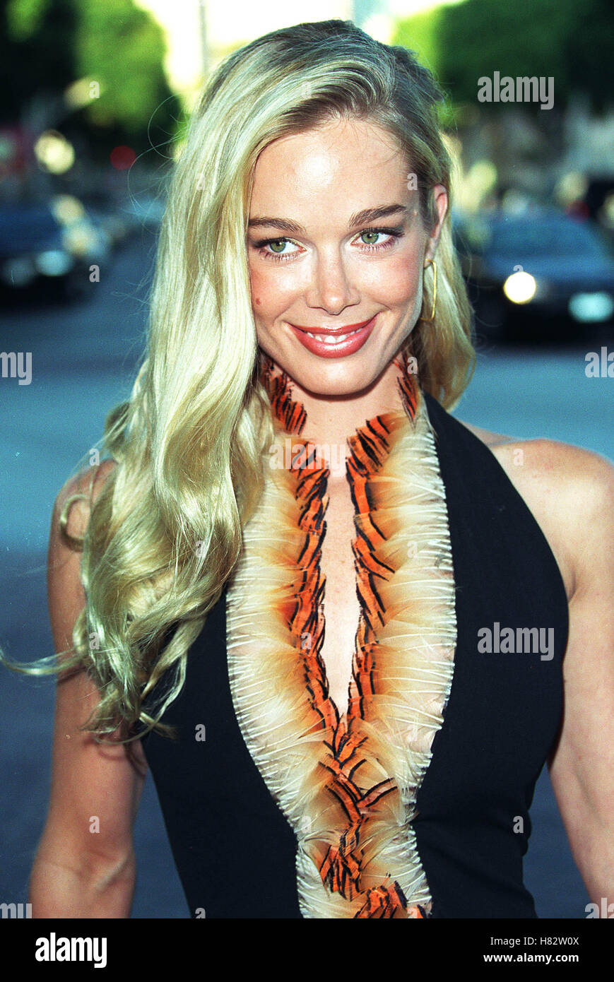 JENNIFER GAREIS "AMERICAN OUTLAWS" FILM PREM HOLLYWOOD LOS ANGELES USA ...