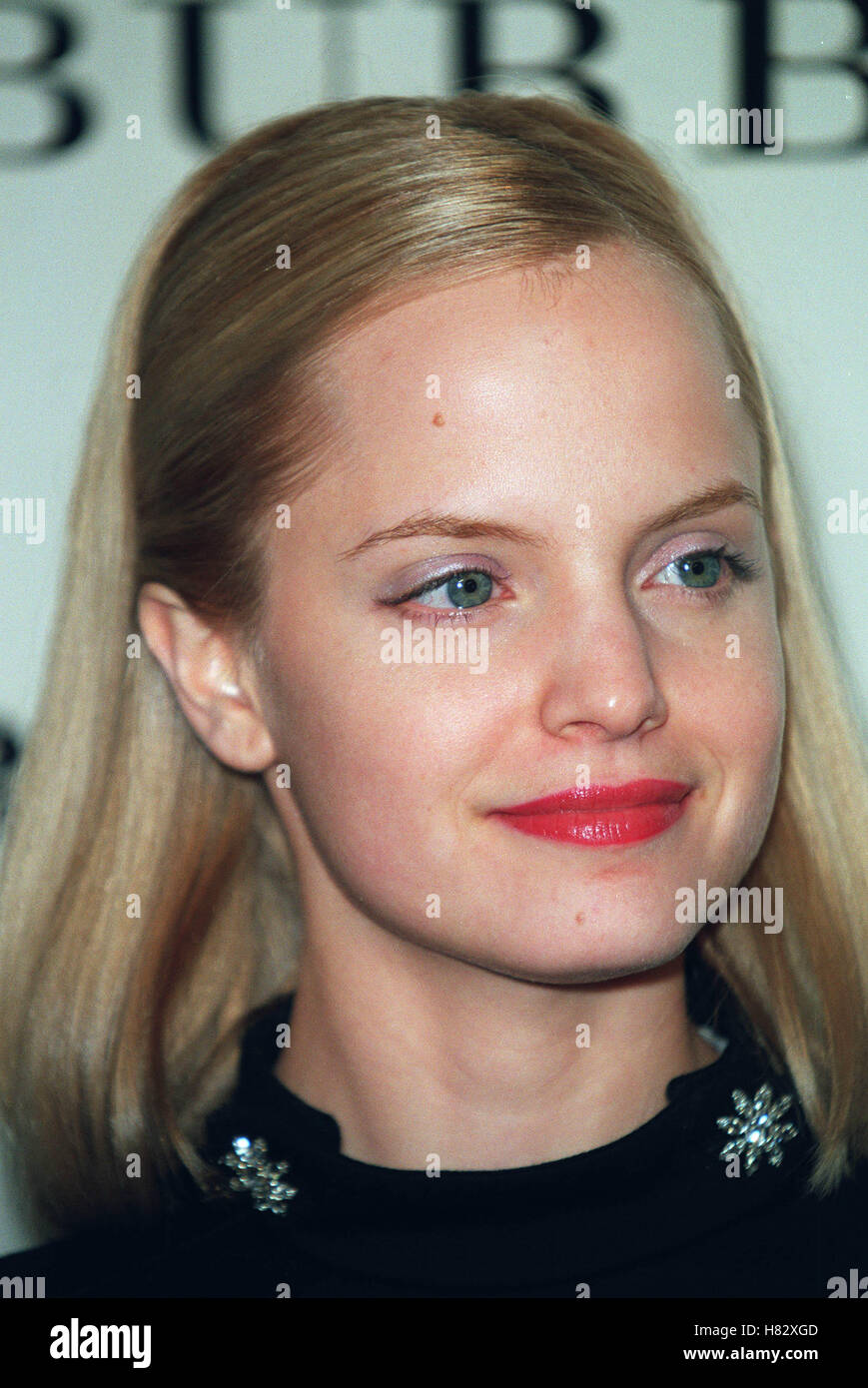 MENA SUVARI BURBERRY STORE OPENING LA BEVERLEY HILLS LA USA 25 October ...