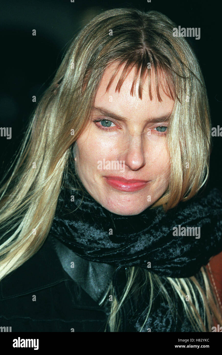 AIMEE MANN 'I AM SAM' FILM PREMIERE LOS ANGELES USA 03 December 2001 ...