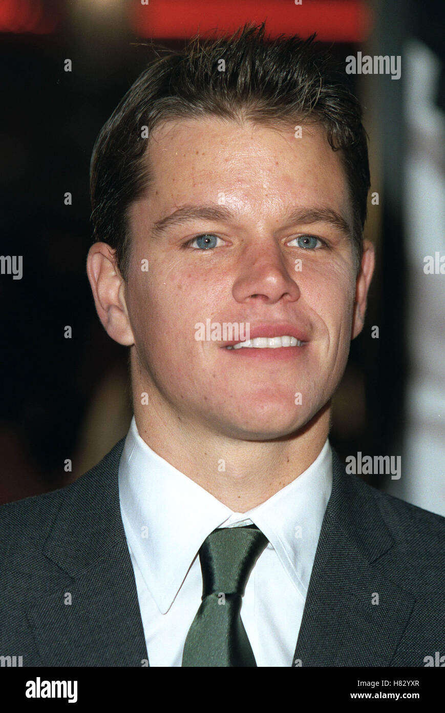 MATT DAMON OCEAN'S ELEVEN WORLD PREMIERE WESTWOOD LOS ANGELES USA 05 ...