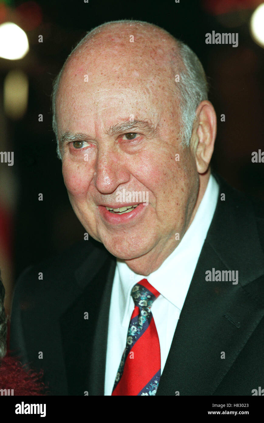 CARL REINER OCEAN'S ELEVEN WORLD PREMIERE WESTWOOD LOS ANGELES USA 05 ...