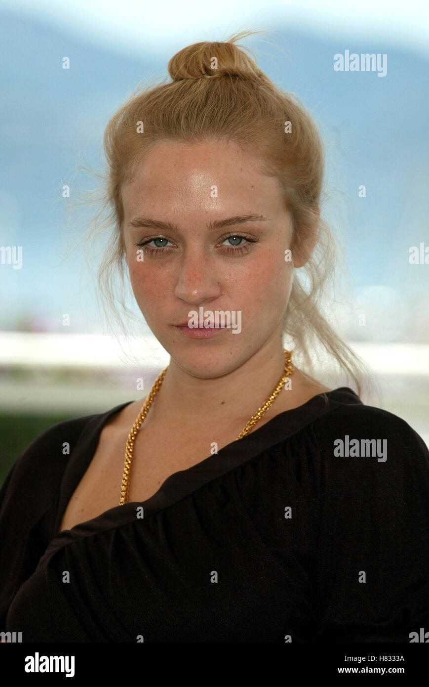 CHLOE SEVIGNY CANNES FILM FESTIVAL 2002 CANNES FILM FESTIVAL CANNES ...