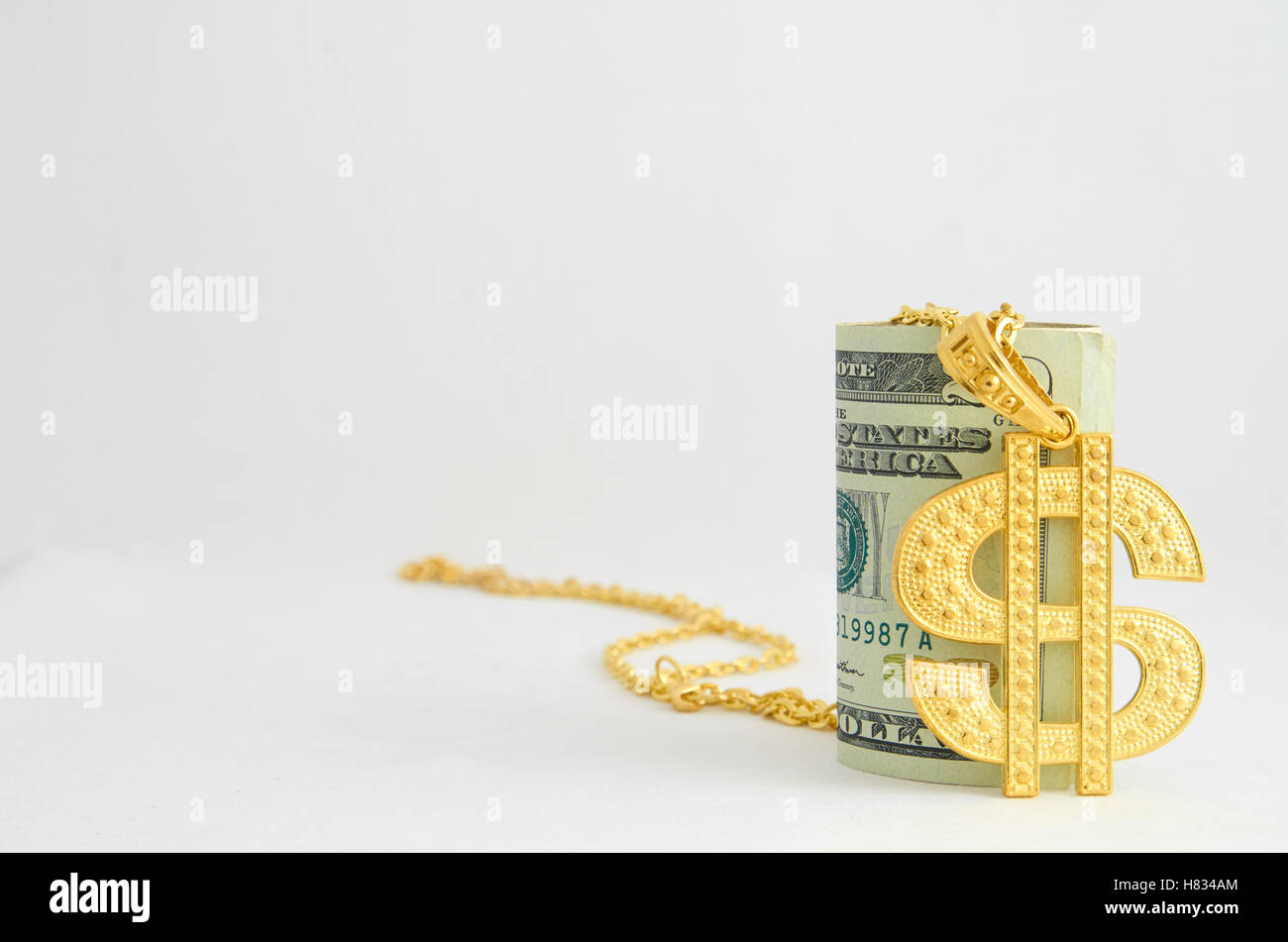 dollar bills chain Stock Photo - Alamy