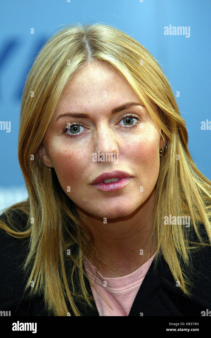 Patsy kensit hi-res stock photography and images - Alamy