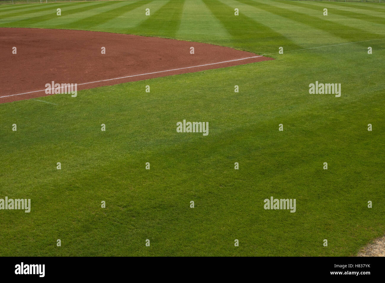 Empty baseball fields hi-res stock photography and images - Alamy