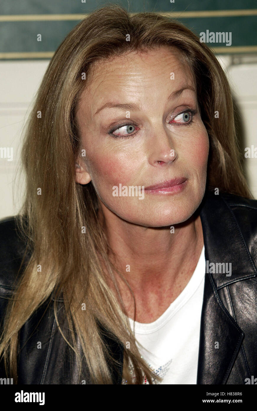 BO DEREK RIDING LESSONS BOOK SIGNING CENTURY CITY LOS ANGELES USA 01 ...