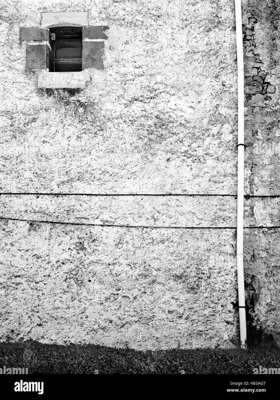 Ruined neighborhood in background hi-res stock photography and images ...