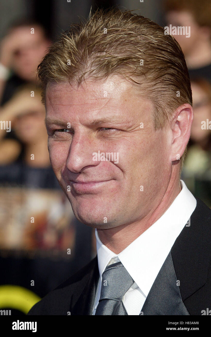 SEAN BEAN 8TH SCREEN ACTORS GUILD AWARDS ARRIVALS SHRINE AUDITORIUM LOS ...