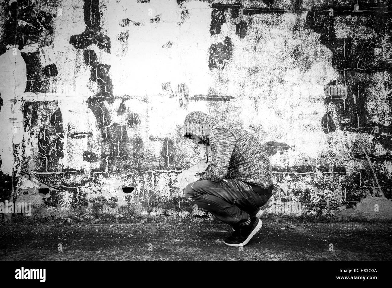 Boy rapper desperate urban street Stock Photo - Alamy