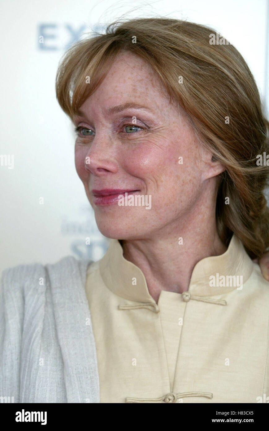 Sissy spacek arriving to hi-res stock photography and images - Alamy