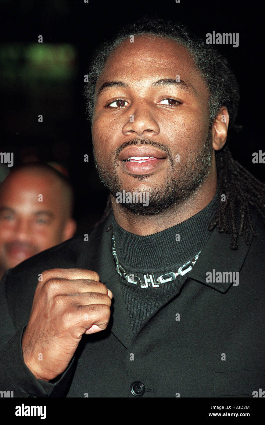 World heavyweight champion lennox lewis hi-res stock photography and ...