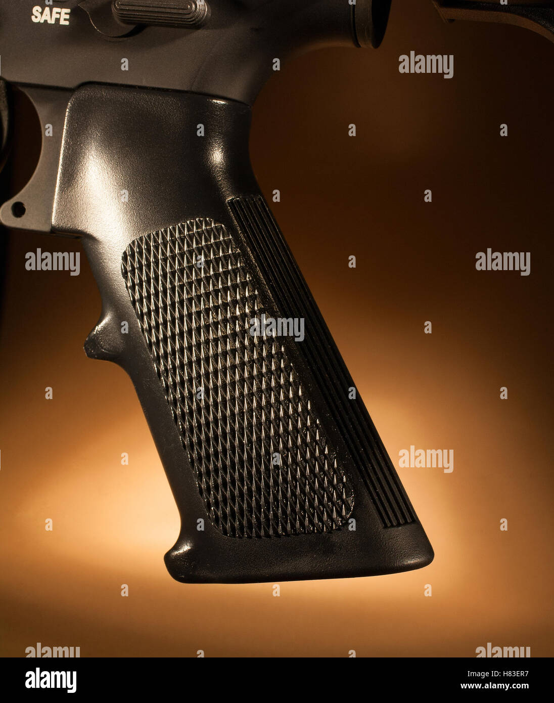 Modern sporting rifles hi-res stock photography and images - Alamy