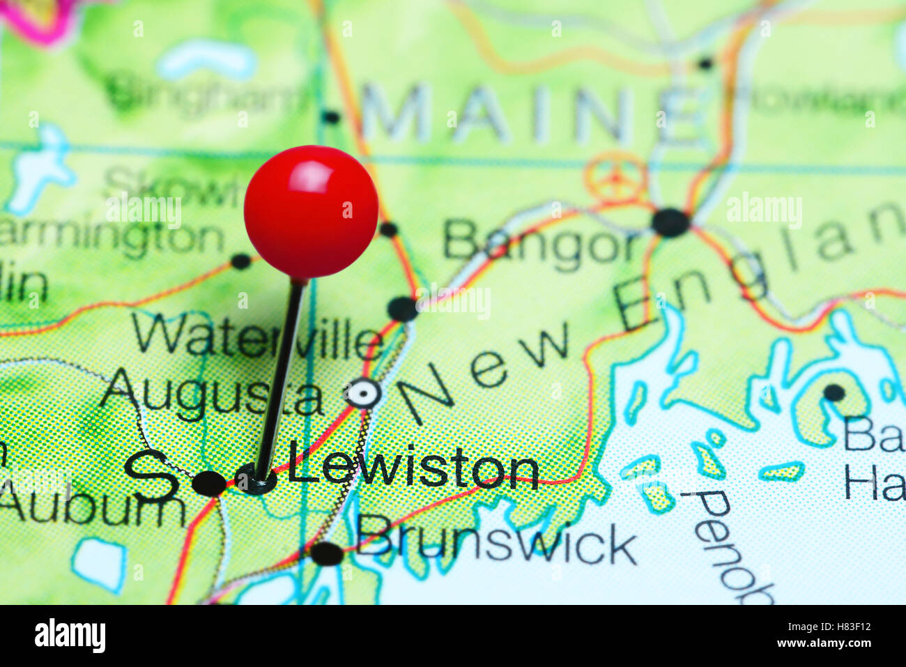 Lewiston pinned on a map of Maine, USA Stock Photo - Alamy