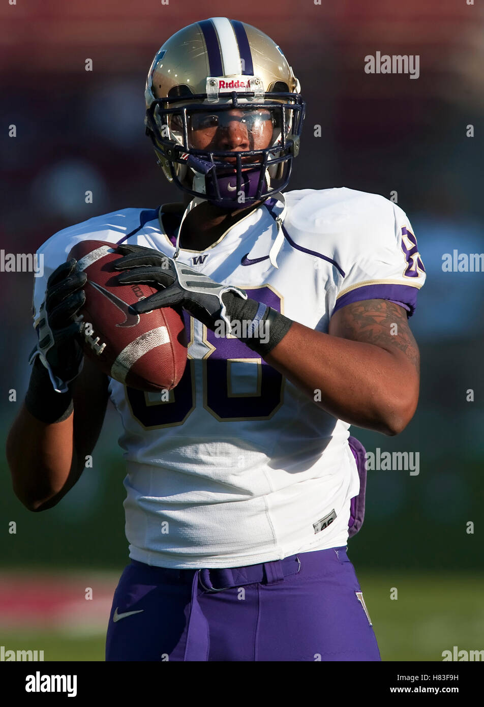 September 26, 2009; Stanford, CA, USA; Washington tight end Dorson ...
