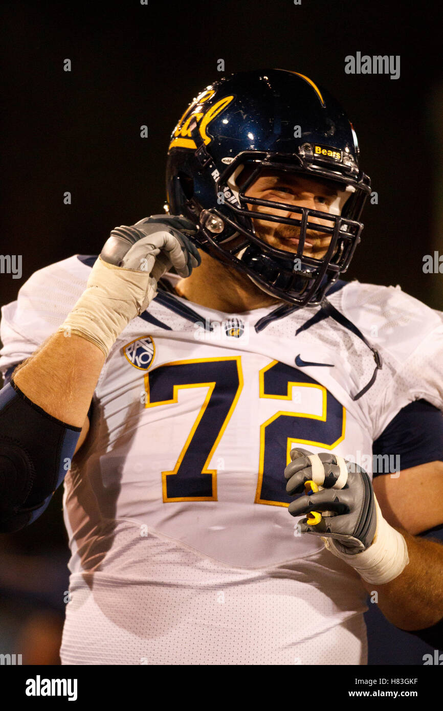 September 17, 2010; Reno, NV, USA; California Golden Bears offensive ...