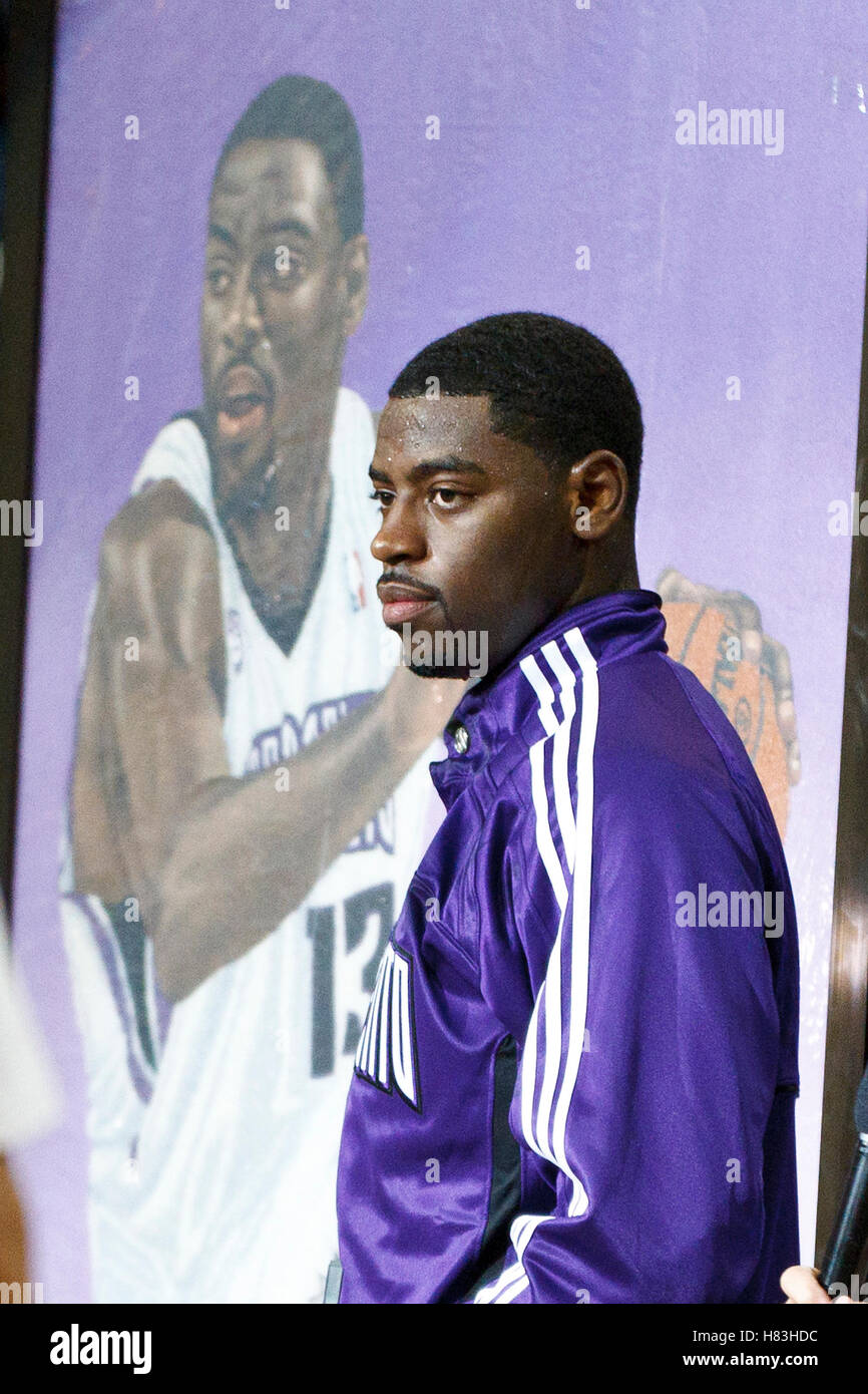 Rookie point guard hi-res stock photography and images - Alamy