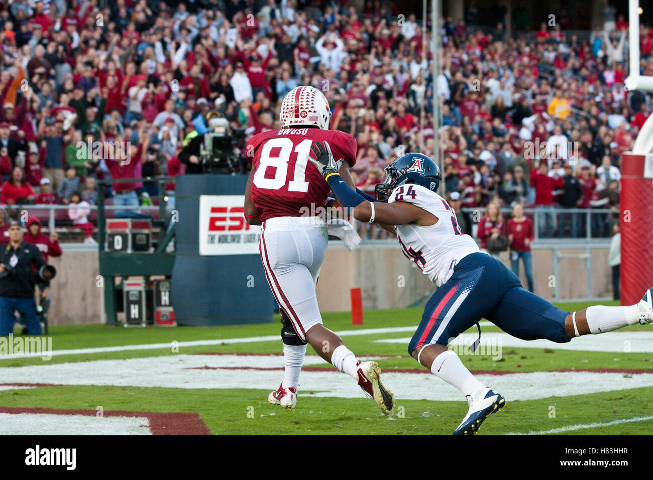 November 6, 2010; Stanford, CA, USA; Stanford Cardinal wide receiver ...