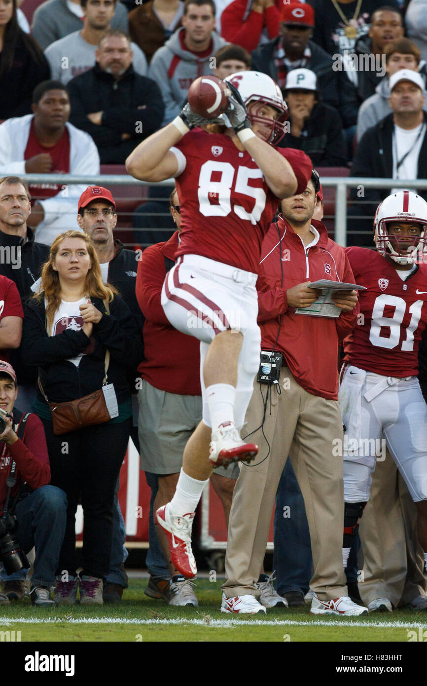 Ryan hewitt hi-res stock photography and images - Alamy