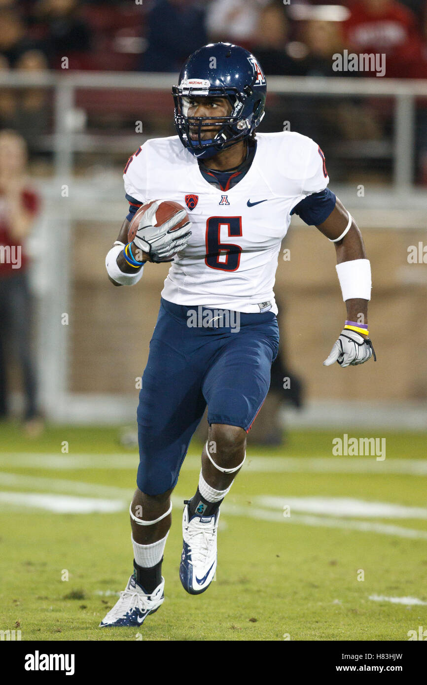 Jonathan mc hi-res stock photography and images - Alamy