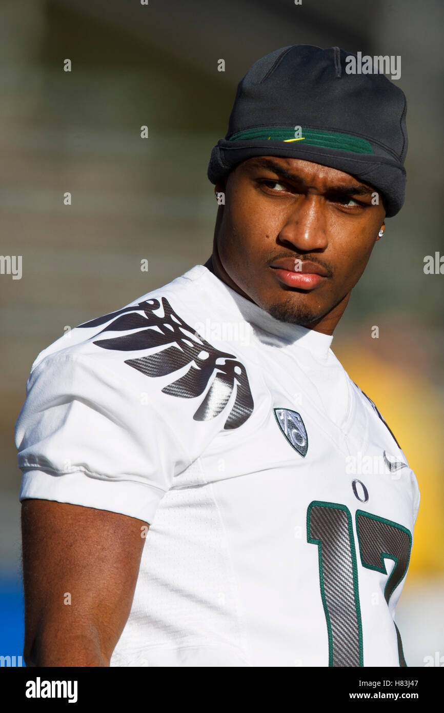 James scales hi-res stock photography and images - Alamy