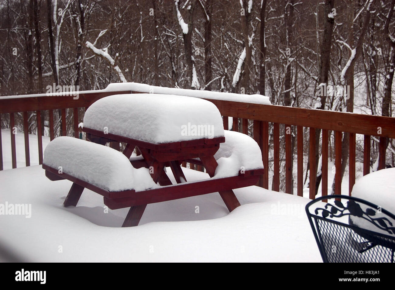 10 inches snow hi-res stock photography and images - Alamy