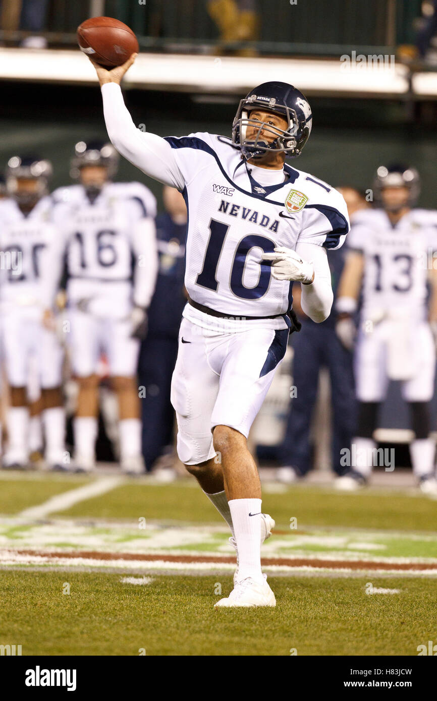 Fight hunger bowl nevada wolf pack hi-res stock photography and images ...