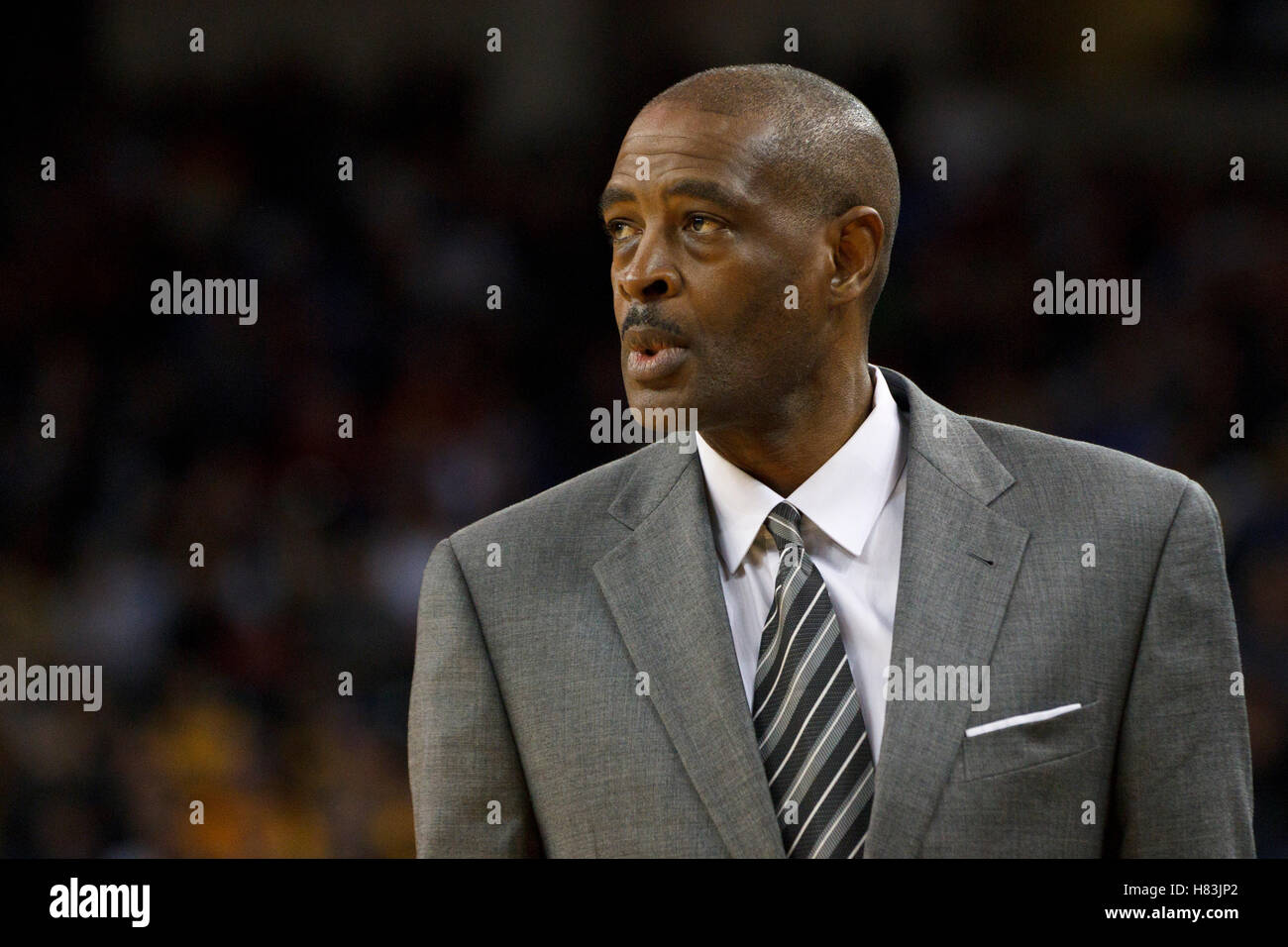 February 25, 2011; Oakland, CA, USA; Atlanta Hawks head coach Larry ...