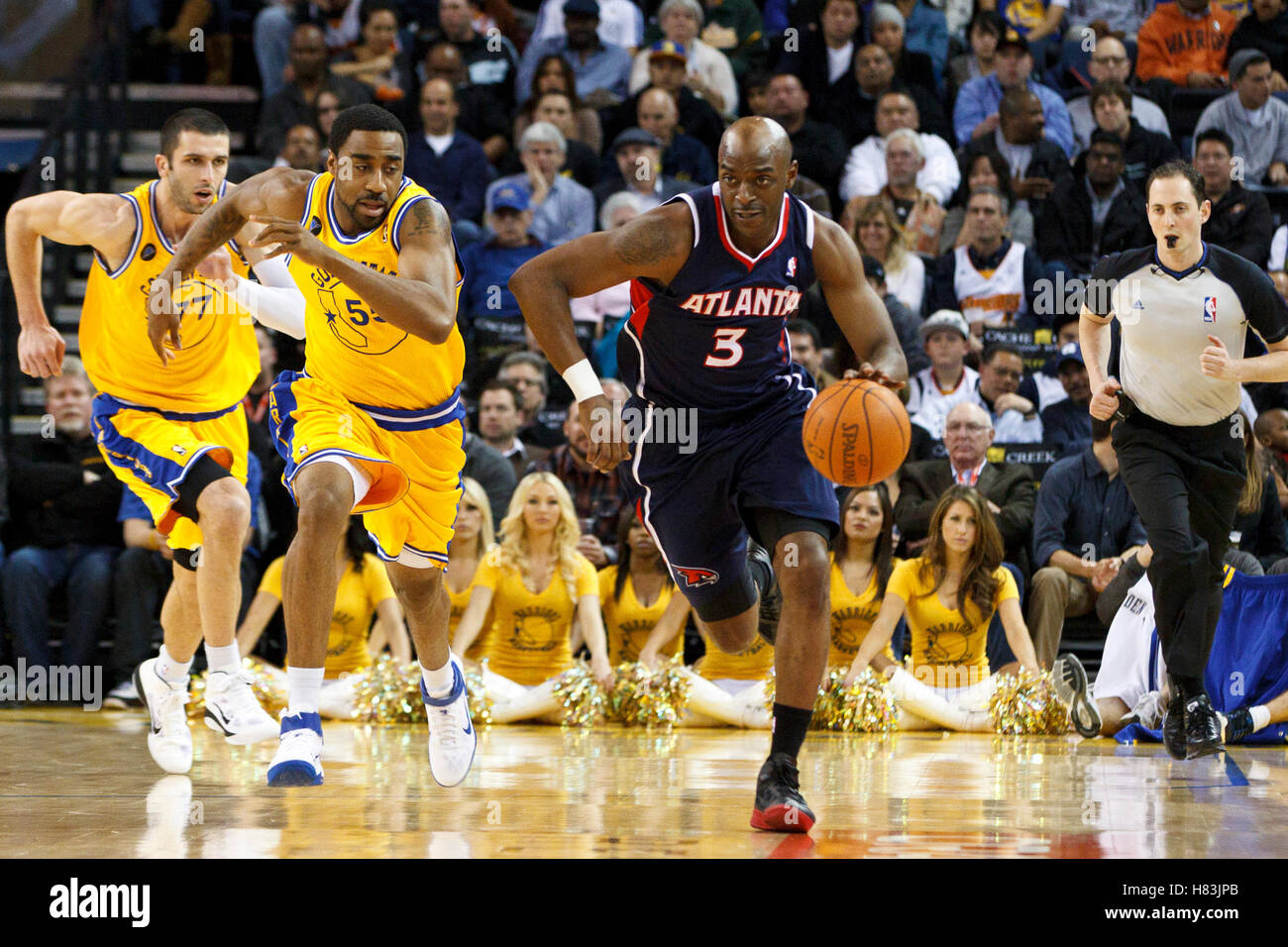 February 25, 2011; Oakland, CA, USA; Atlanta Hawks small forward Damien ...