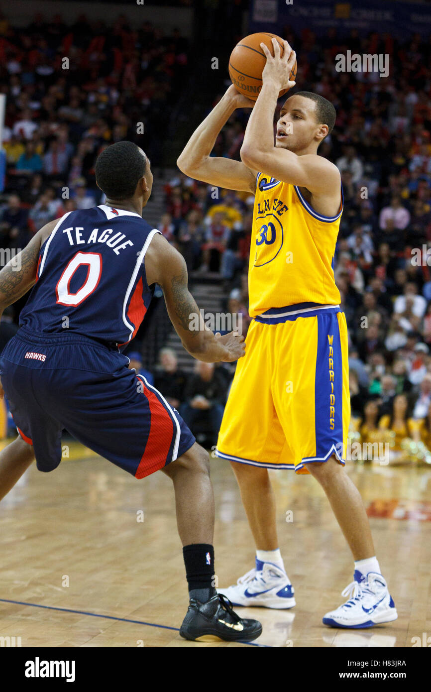 February 25, 2011; Oakland, CA, USA; Golden State Warriors point guard ...