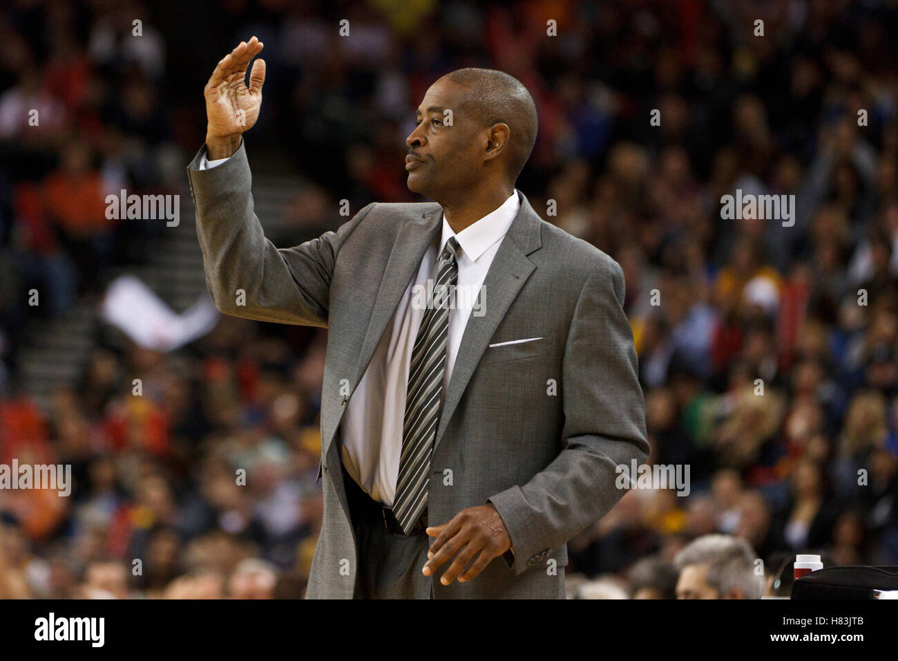 February 25, 2011; Oakland, CA, USA; Atlanta Hawks head coach Larry ...