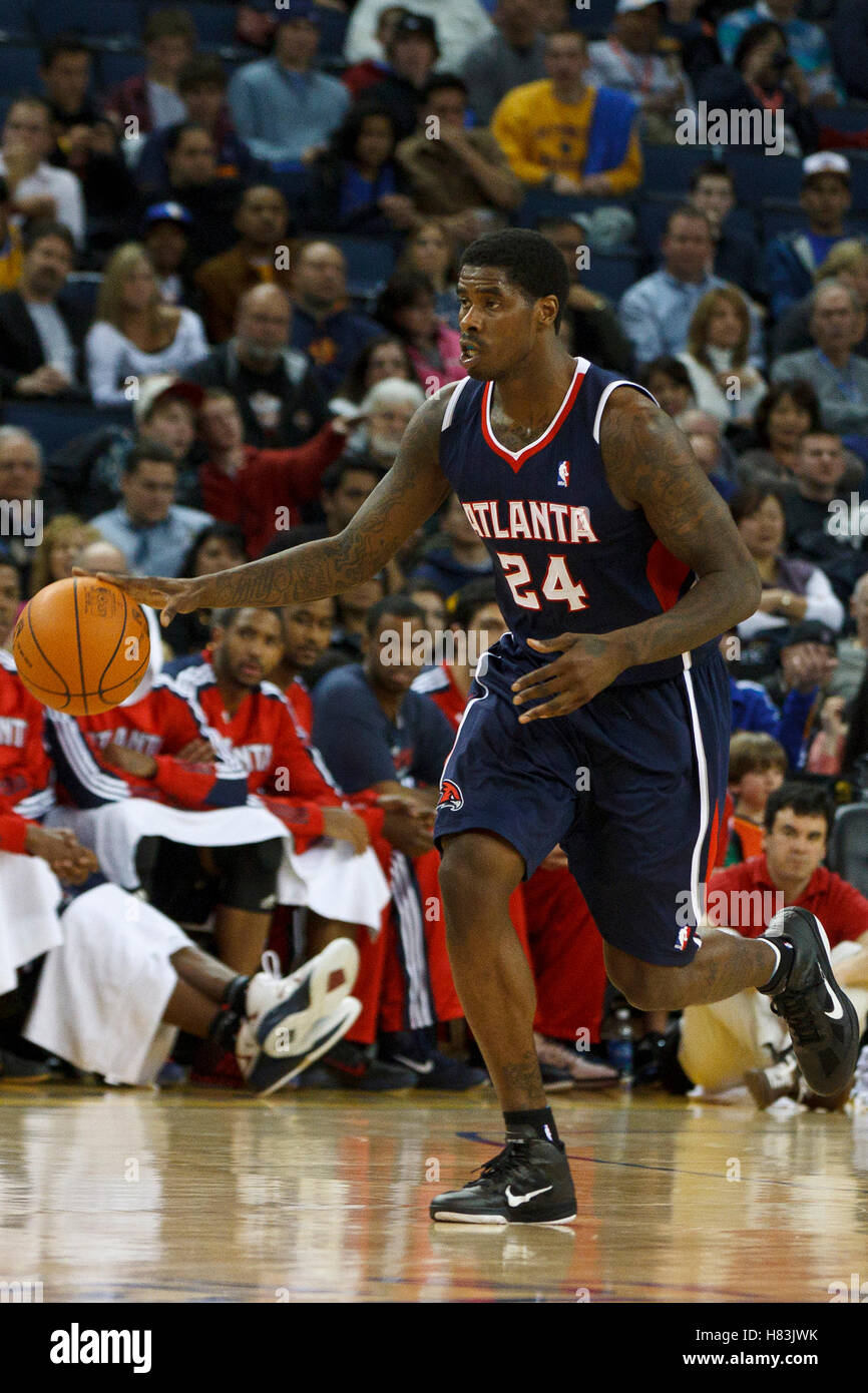 February 25, 2011; Oakland, CA, USA; Atlanta Hawks small forward Marvin ...