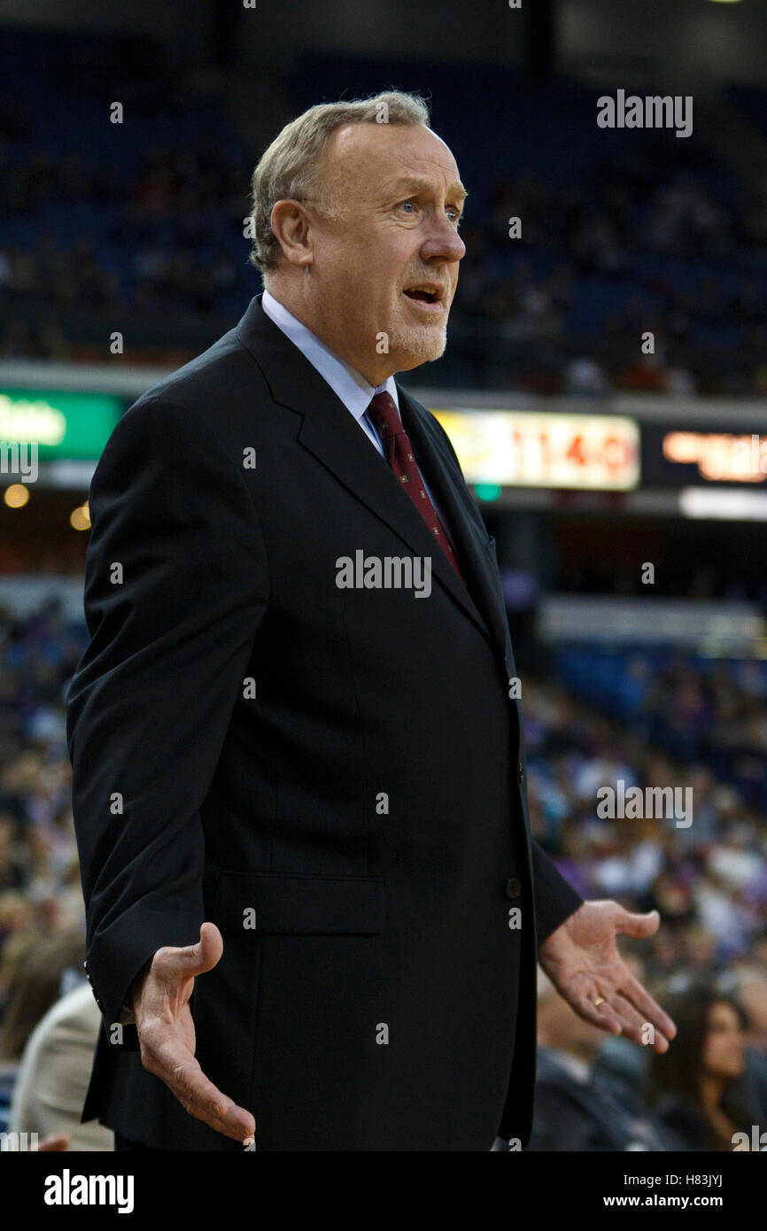 Rick adelman head coach sacramento hi-res stock photography and images ...