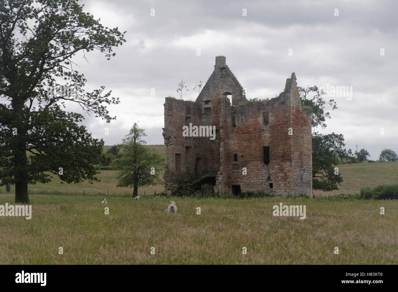 Gilbertfield castle hi-res stock photography and images - Alamy