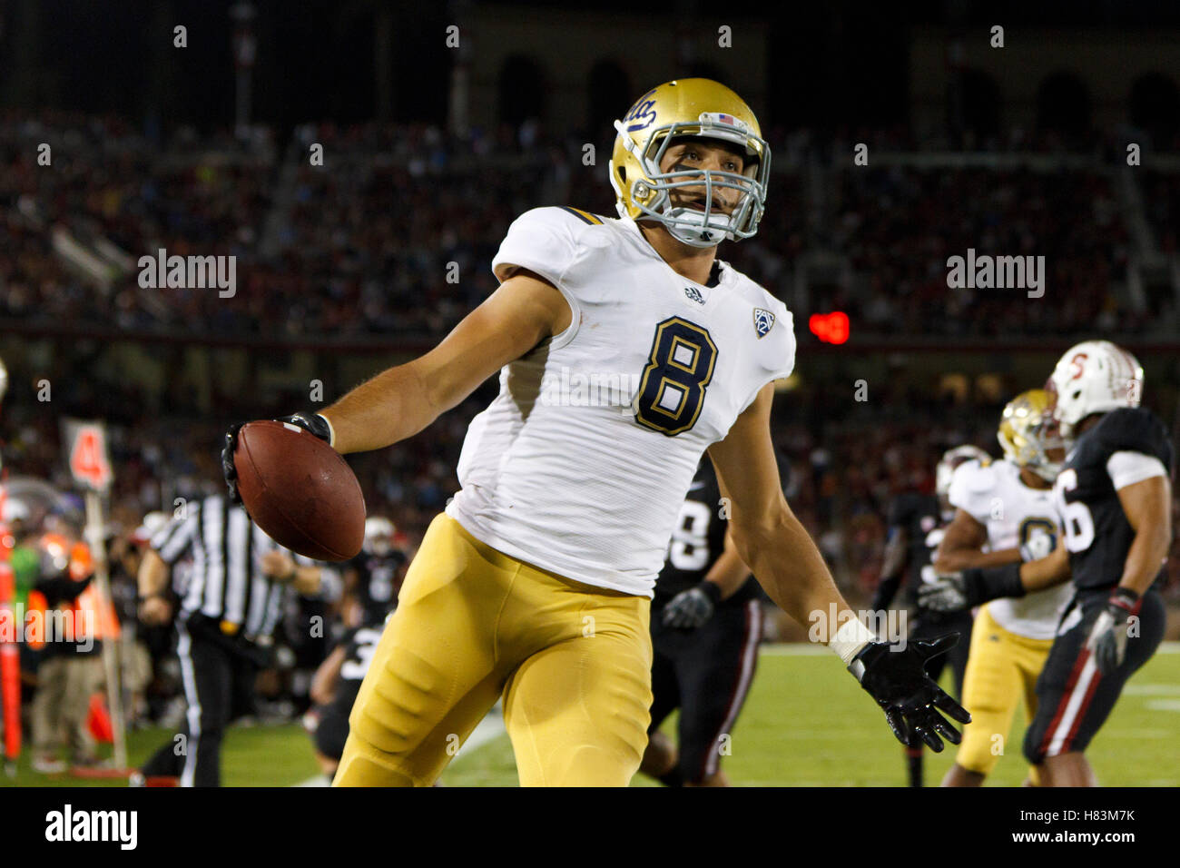 Stanford football stadium ca hi-res stock photography and images - Alamy