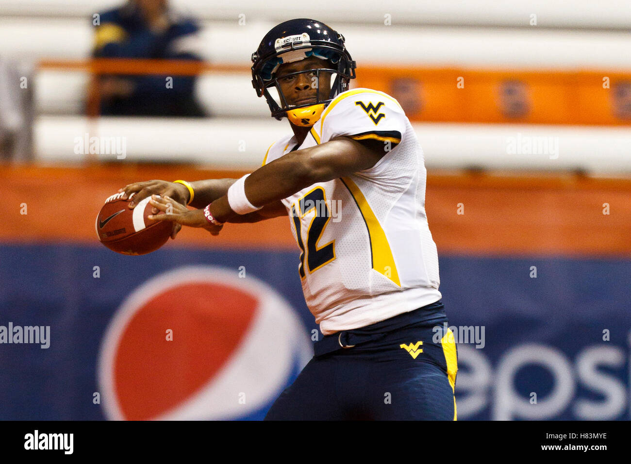 Geno smith hi-res stock photography and images - Alamy