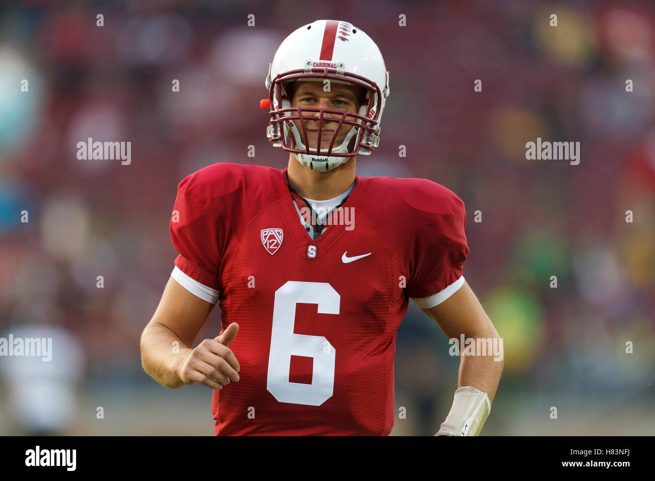 College football hi-res stock photography and images - Alamy