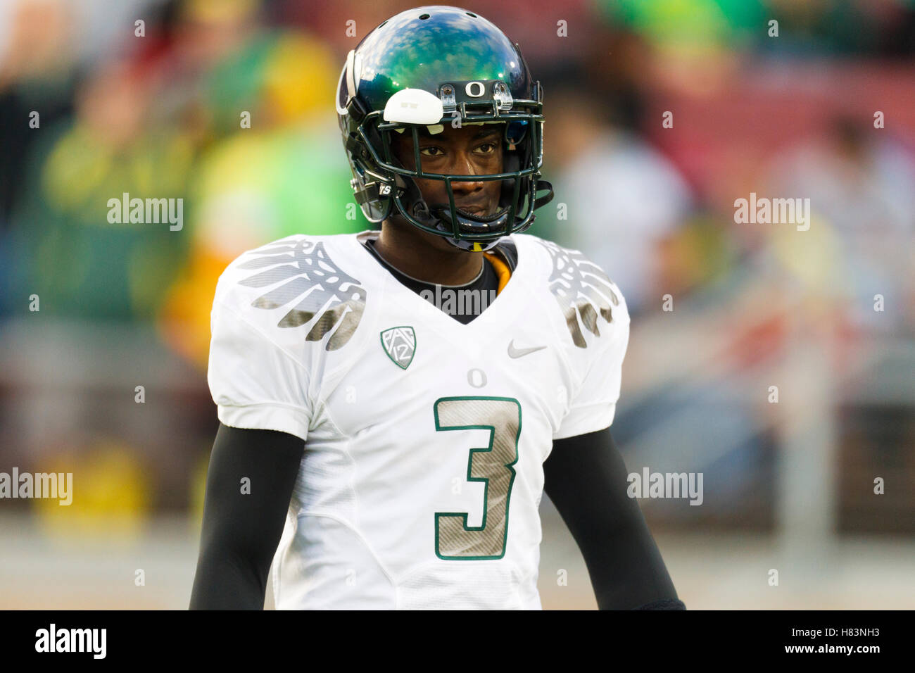 Nov 12, 2011; Stanford CA, USA; Oregon Ducks cornerback Dior Mathis (3 ...