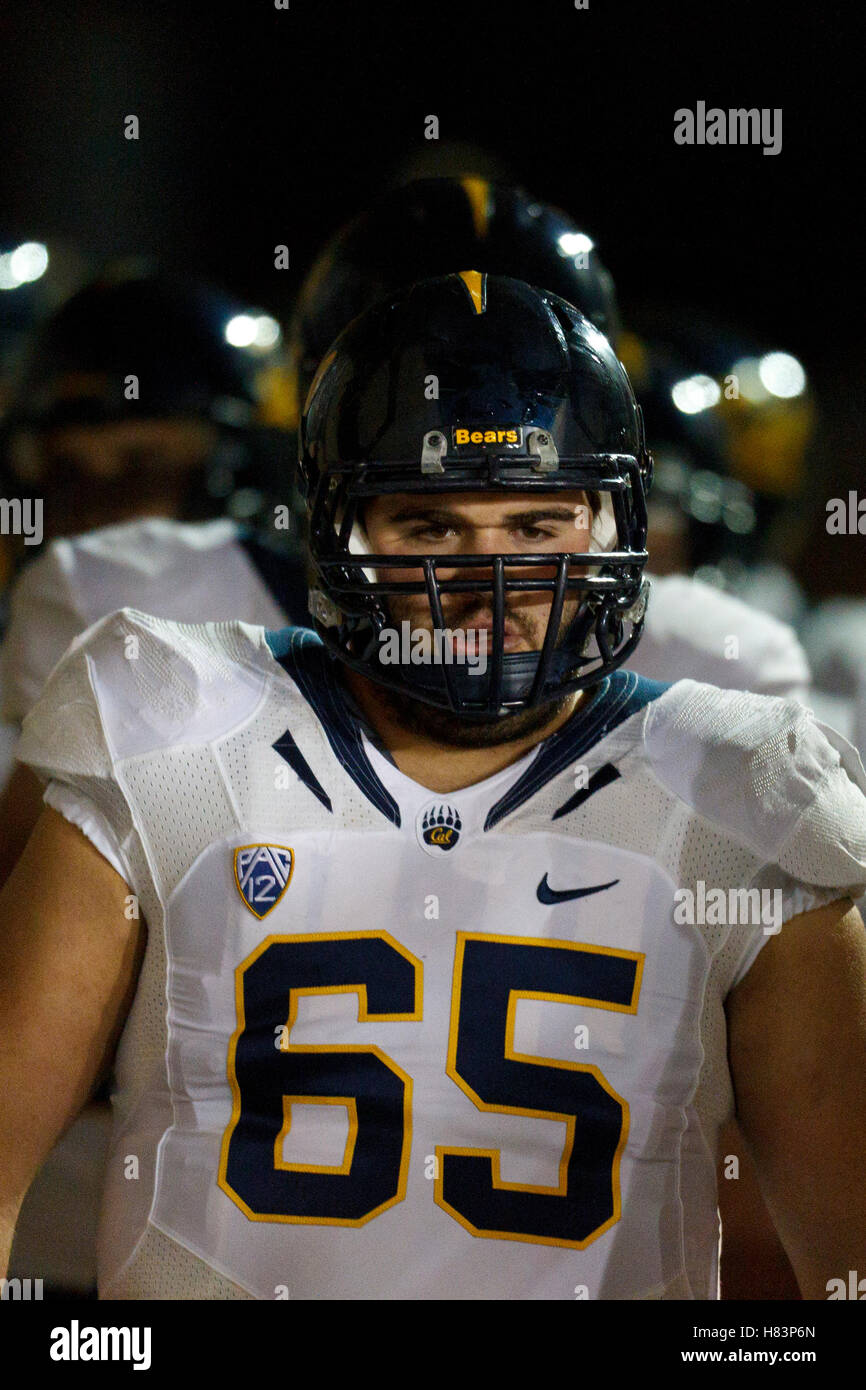 Nov 19, 2011; Stanford CA, USA; California Golden Bears offensive ...