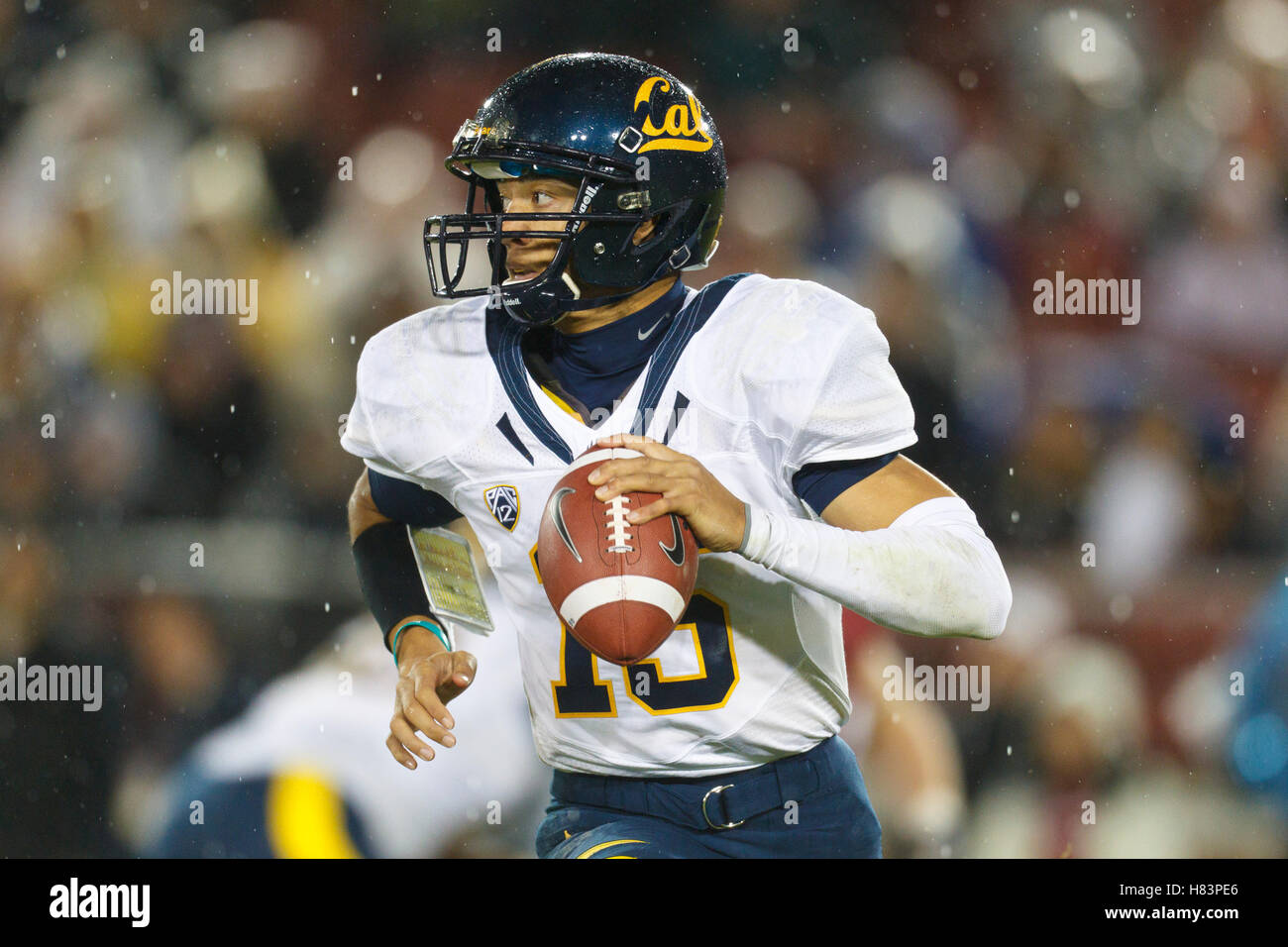 Nov 19, 2011; Stanford CA, USA; California Golden Bears quarterback ...