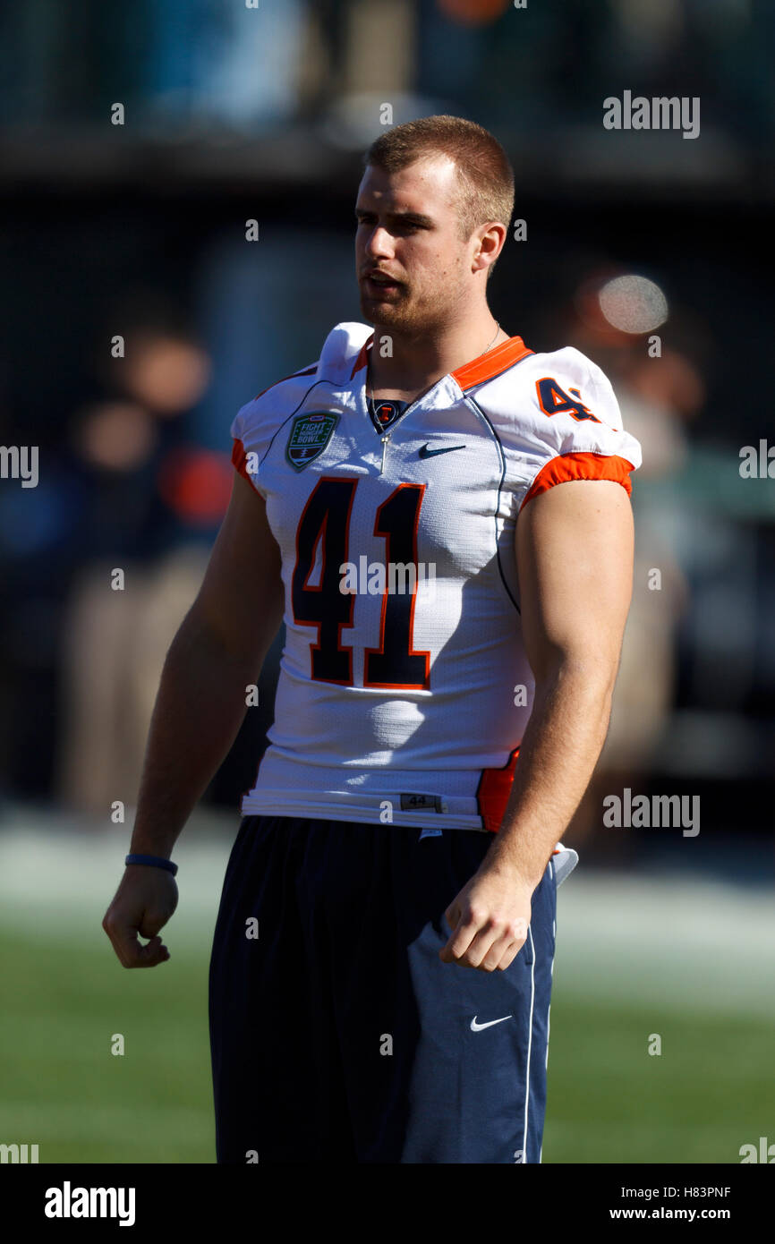 Pre game warm ups hi-res stock photography and images - Alamy