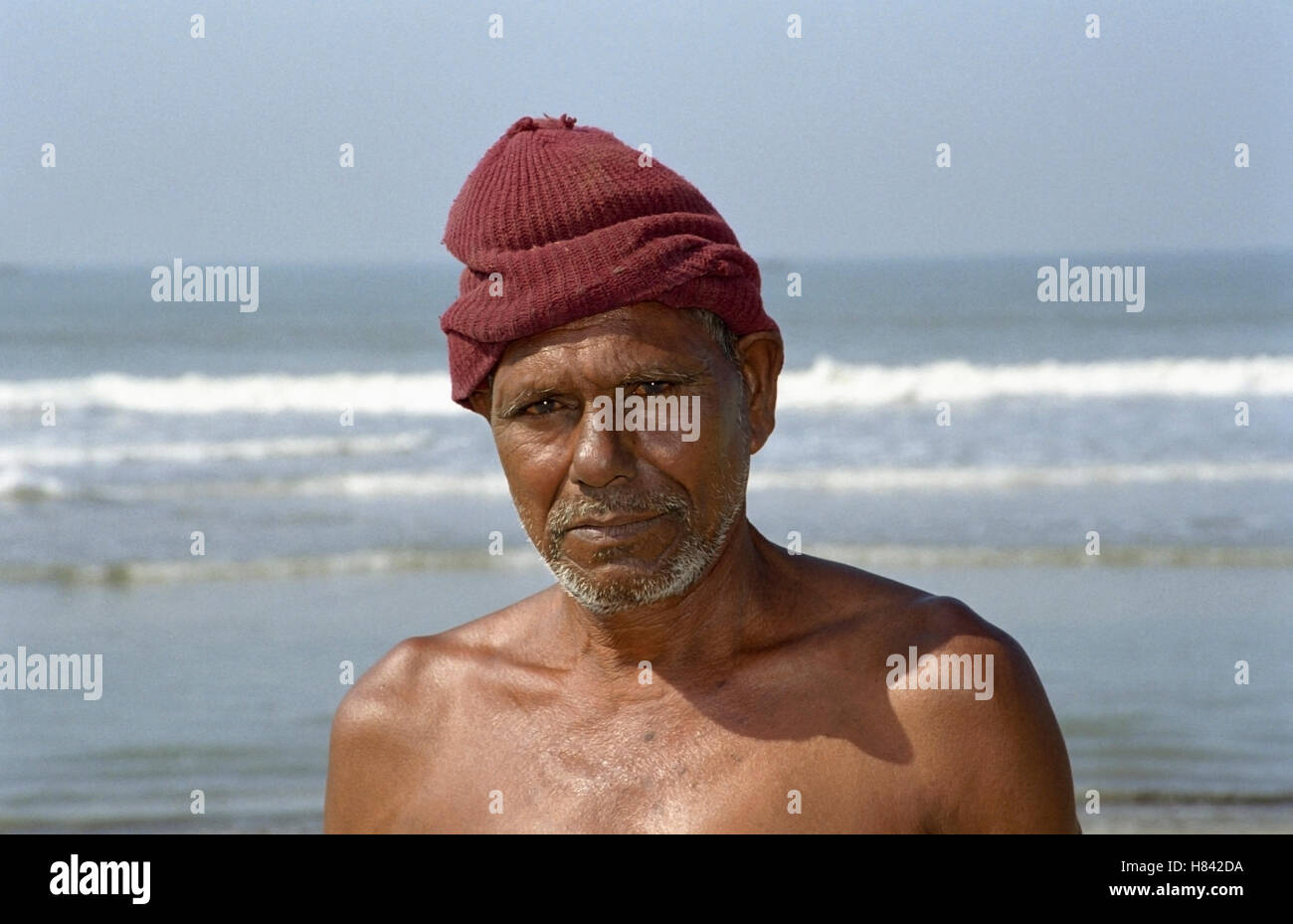 A fisherman in rural India Stock Photo - Alamy