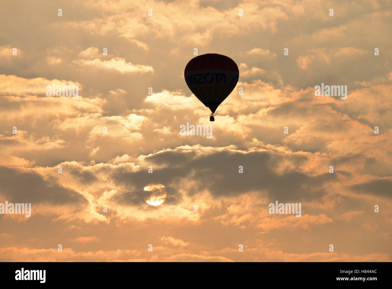 FAI World Hot Air Balloon Championship, Many air balloon in the sky ...