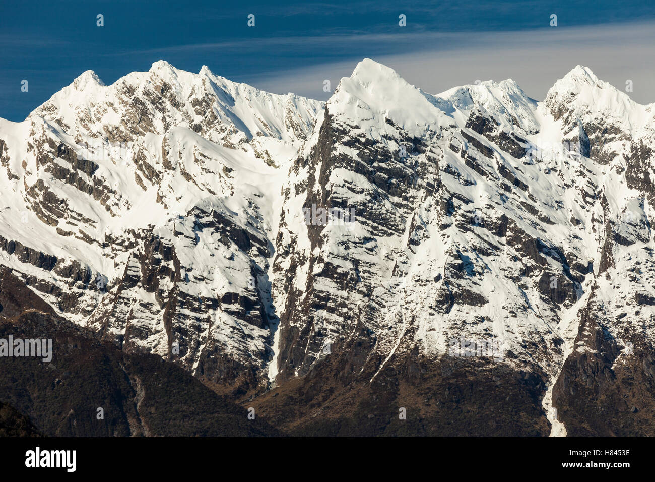 Snow-covered peaks, Butler Range, South Island, New Zealand Stock Photo ...