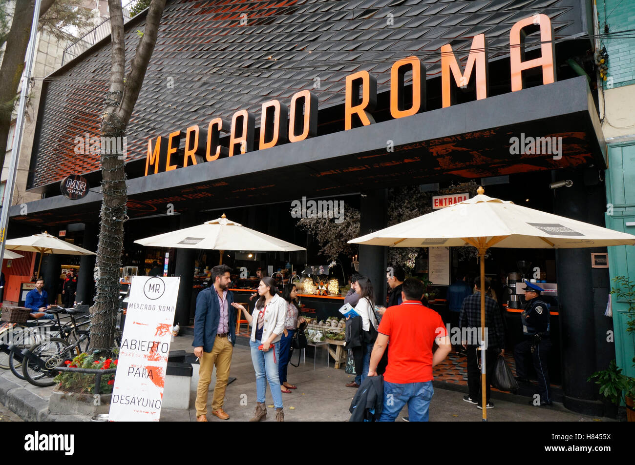 Mercado Roma hip food market in the Roma neighborhood in Mexico City ...