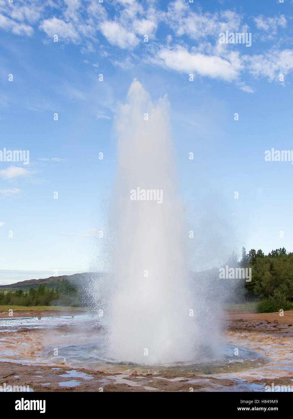 Geyser Strokkur eruption in the Geysir area, Iceland Stock Photo - Alamy