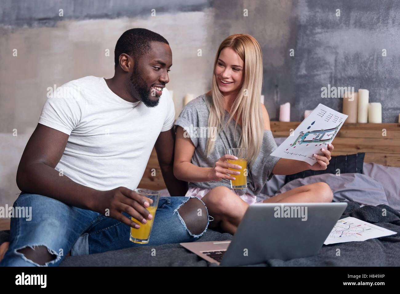 Lovely couple drinking juice together Stock Photo - Alamy Lovely couple drinking juice together Stock Photo - Alamy