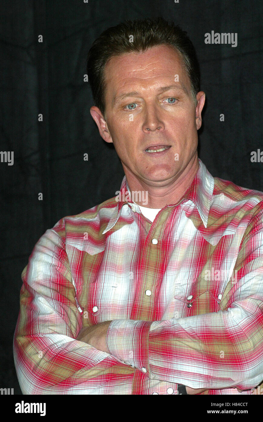 ROBERT PATRICK X-FILES 200TH EPISODE PARTY FOX STUDIOS LOT CENTURY CITY ...