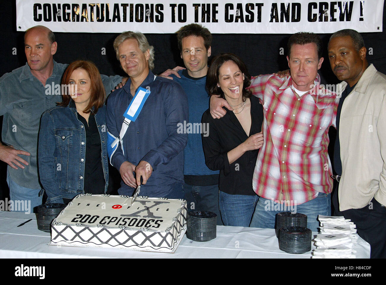 ANDERSON CARTER DUCHOVNY GISH X-FILES 200TH EPISODE PARTY FOX STUDIOS ...