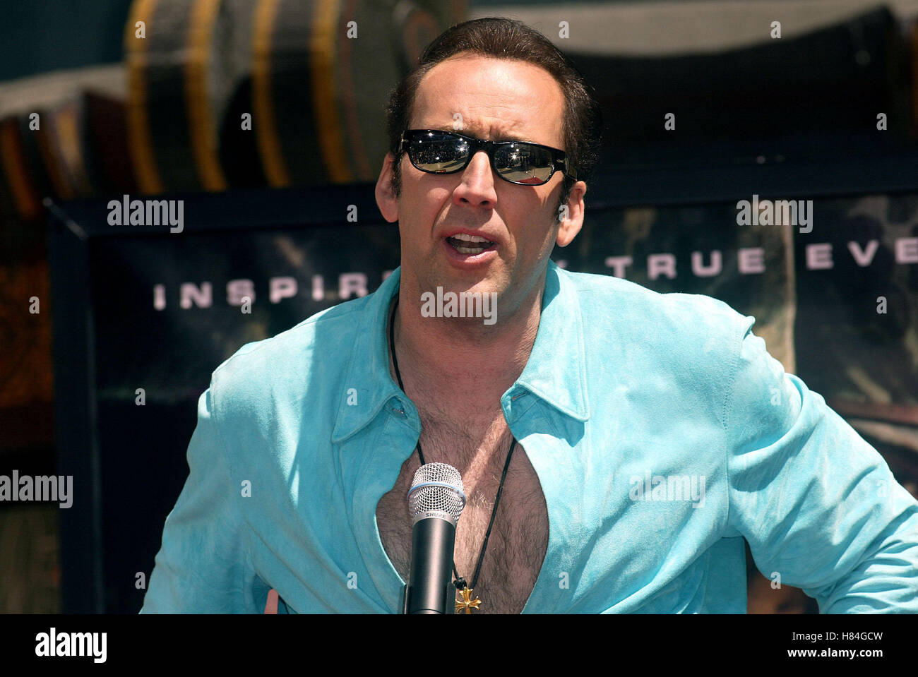 NICOLAS CAGE JOHN WOO HANDPRINTS CEREMONY MANN'S CHINESE THEATRE ...