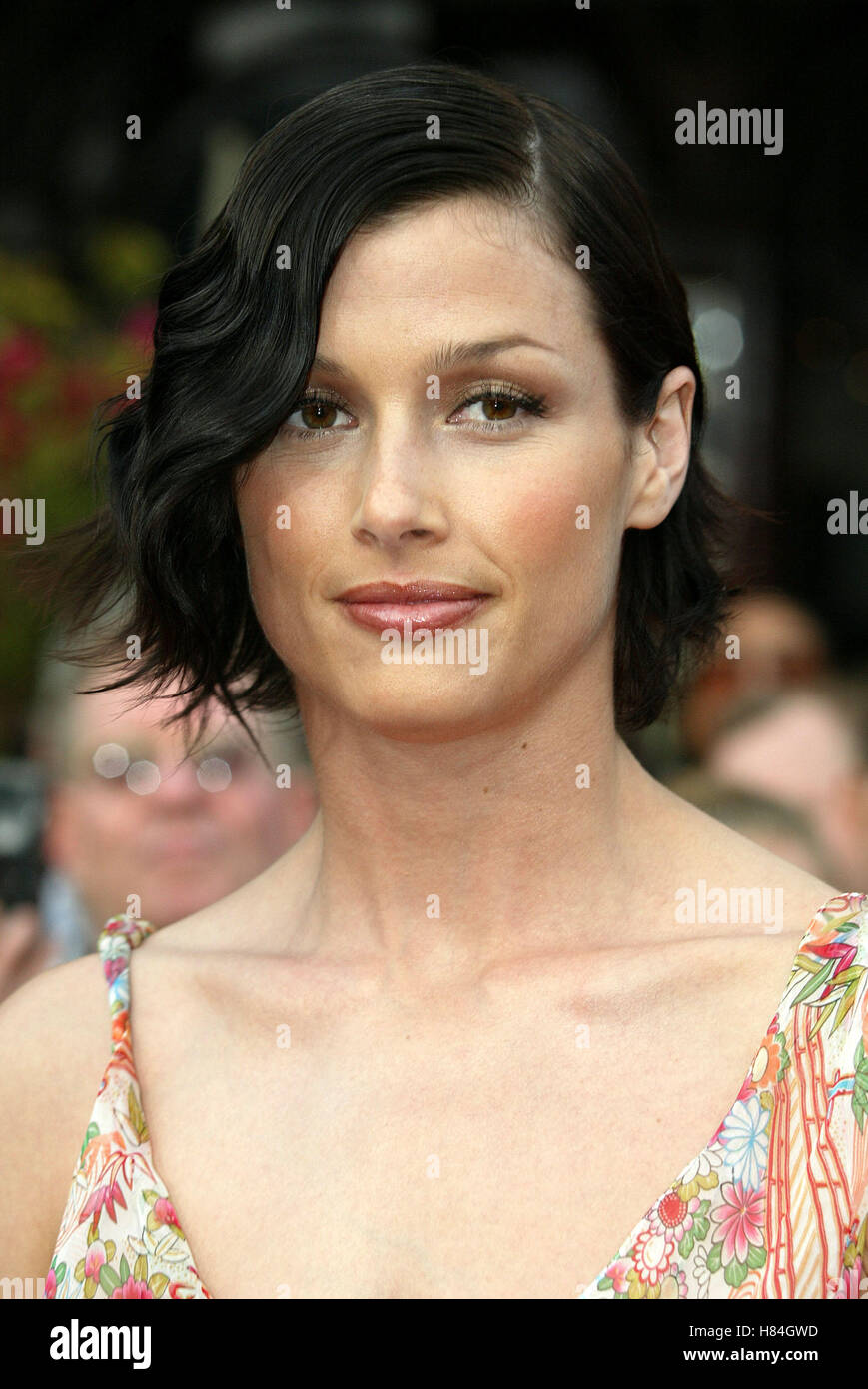 Bridget moynahan 2002 hi-res stock photography and images - Alamy
